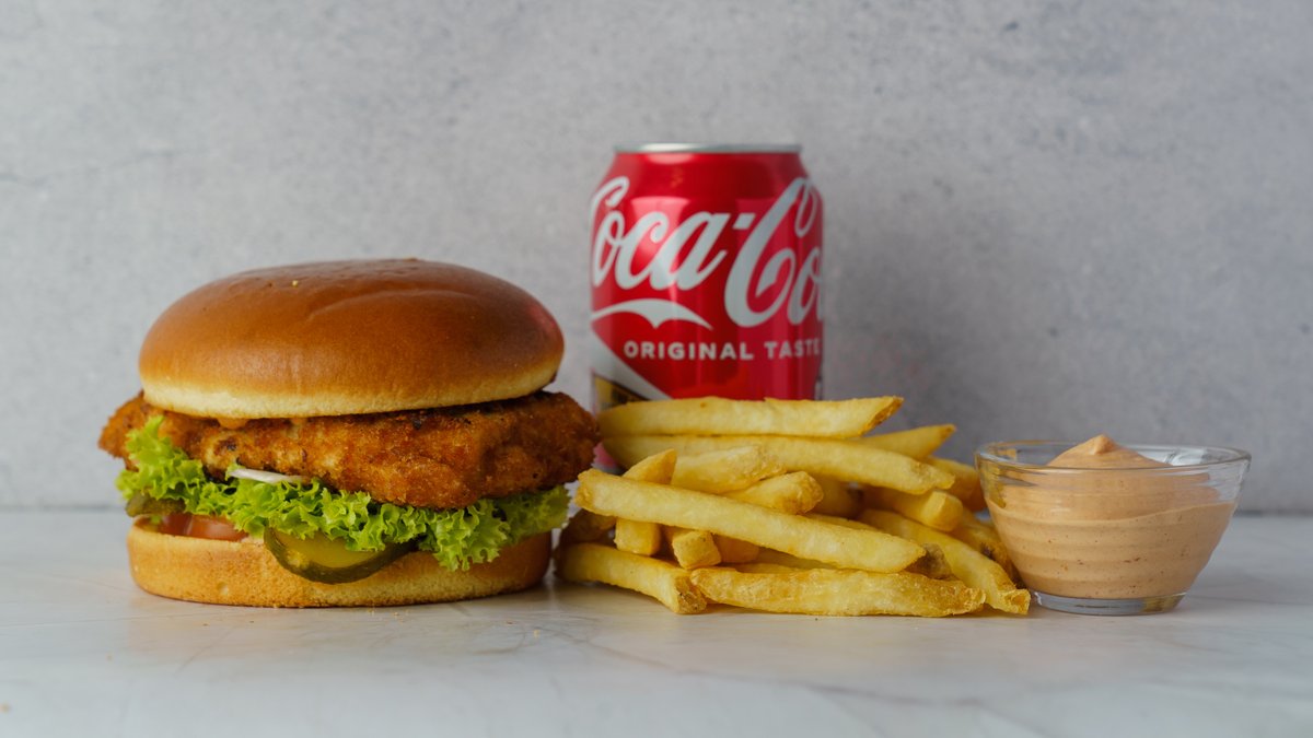 MoMo Burger CPH | Wolt | Levering | København