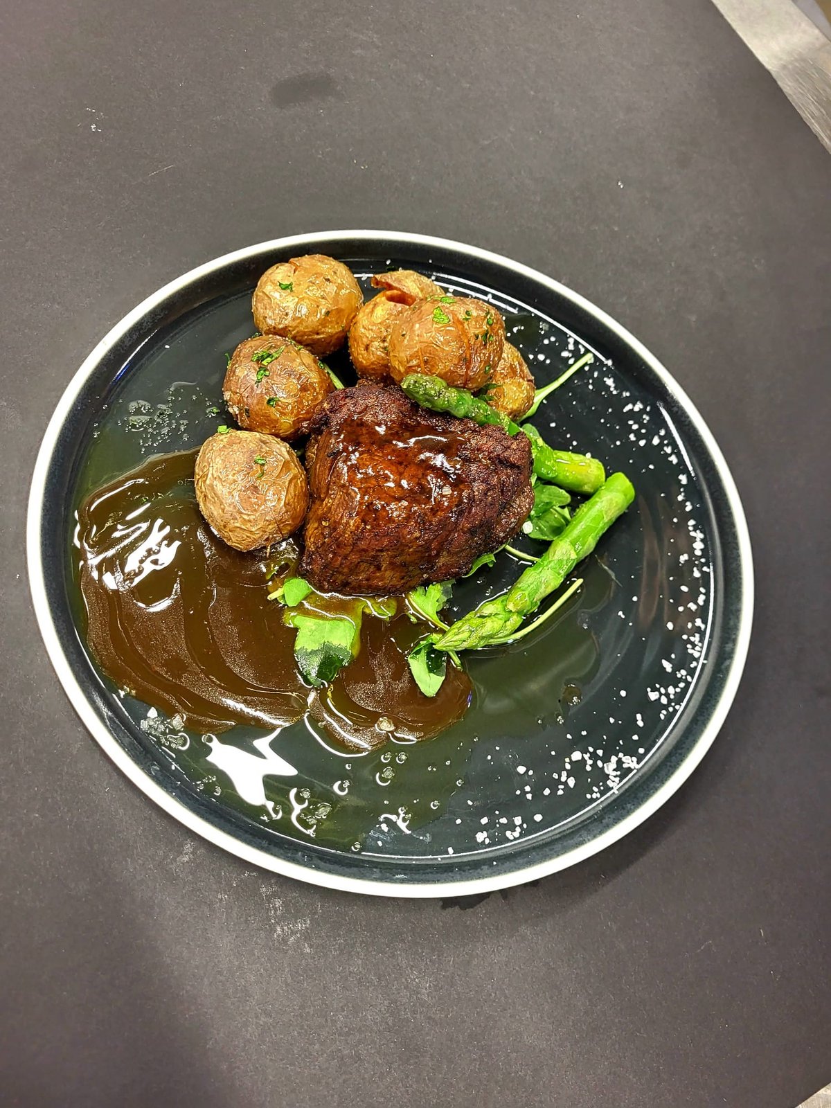 Reštaurácia Lopárik | Wolt | Delivery | Bratislava