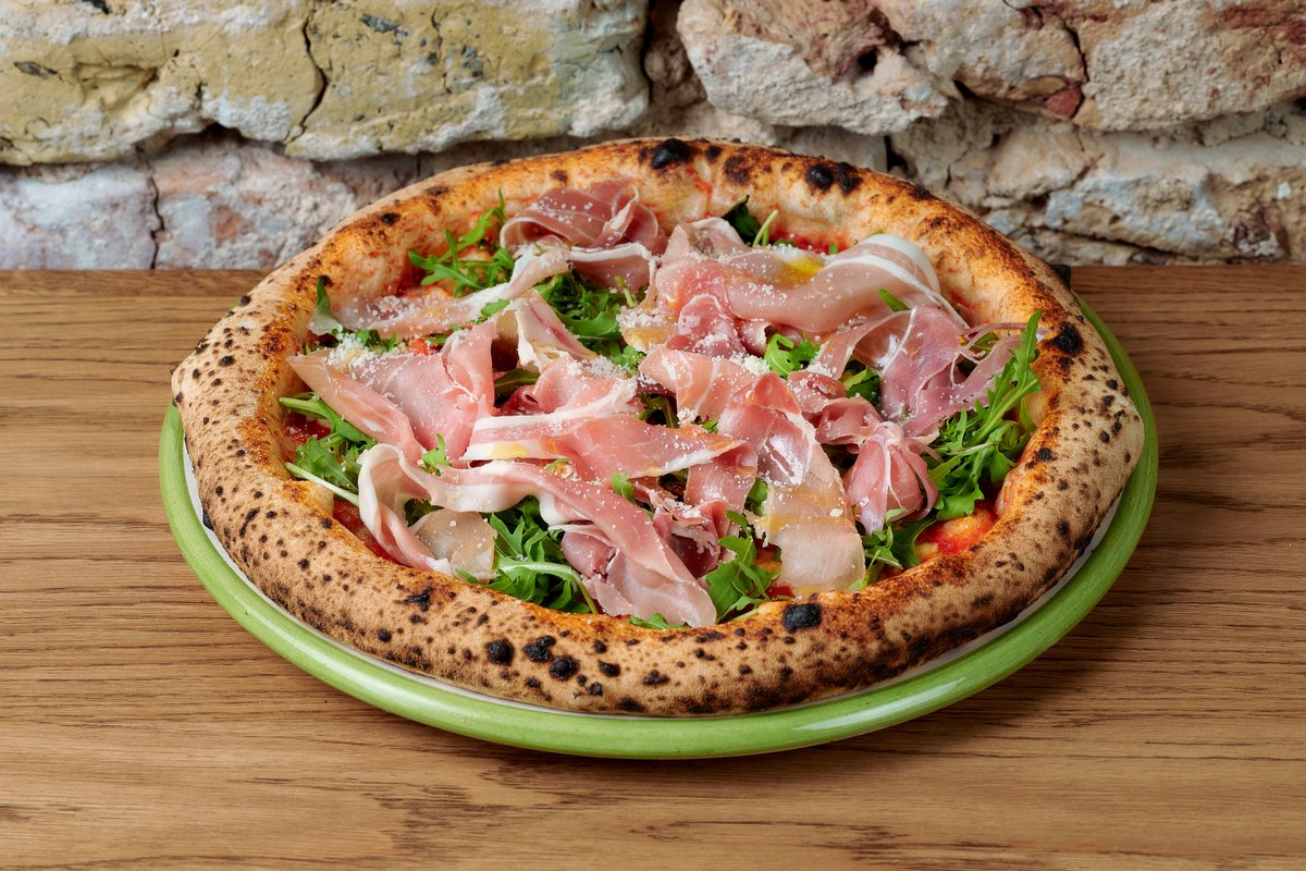 Flying Tomato Pizza | Wolt | Delivery | Vilnius