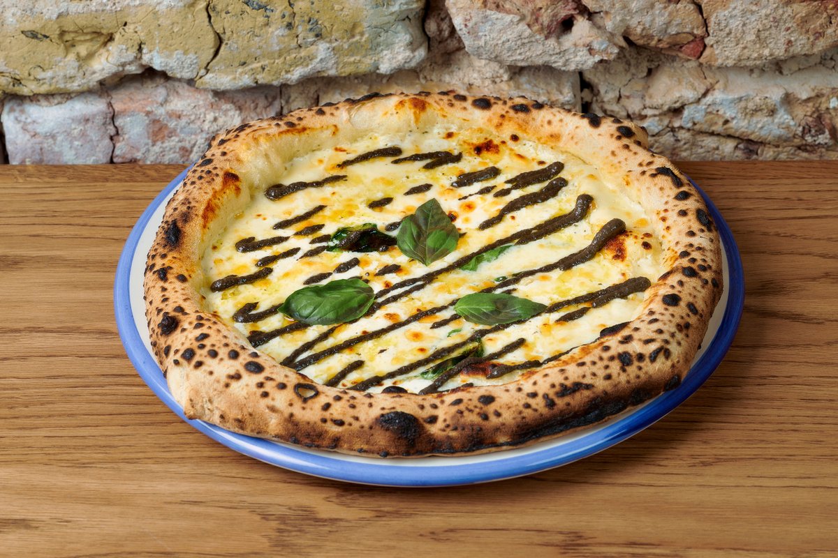 Flying Tomato Pizza | Wolt | Delivery | Vilnius