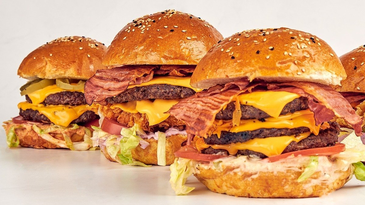 Queen Burger Miletičova | Wolt | Delivery | Bratislava