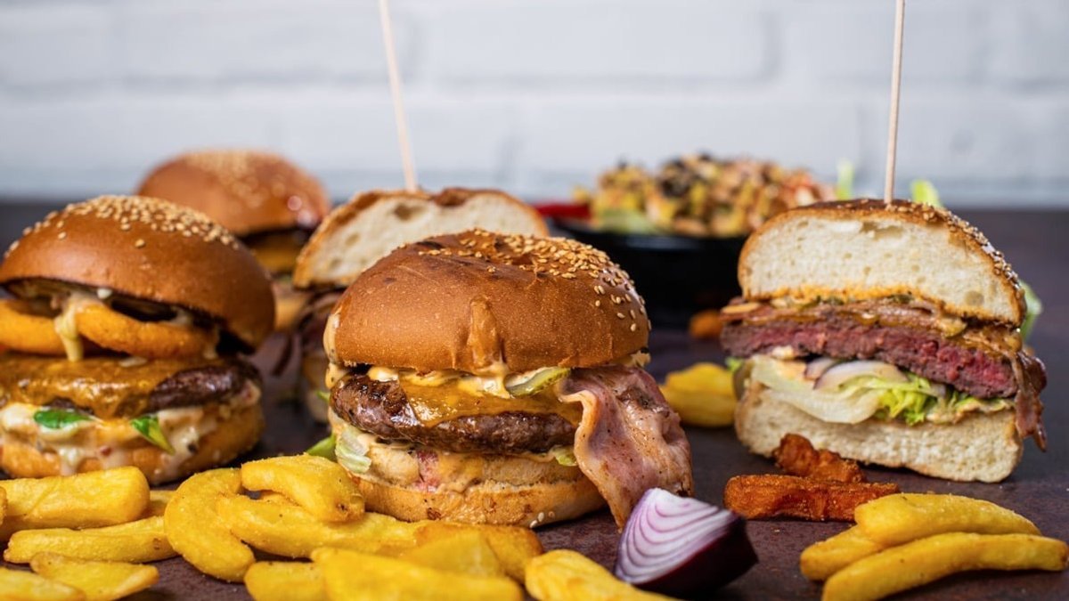 Meating Burger & More | Wolt | Házhozszállítás | Nyíregyháza