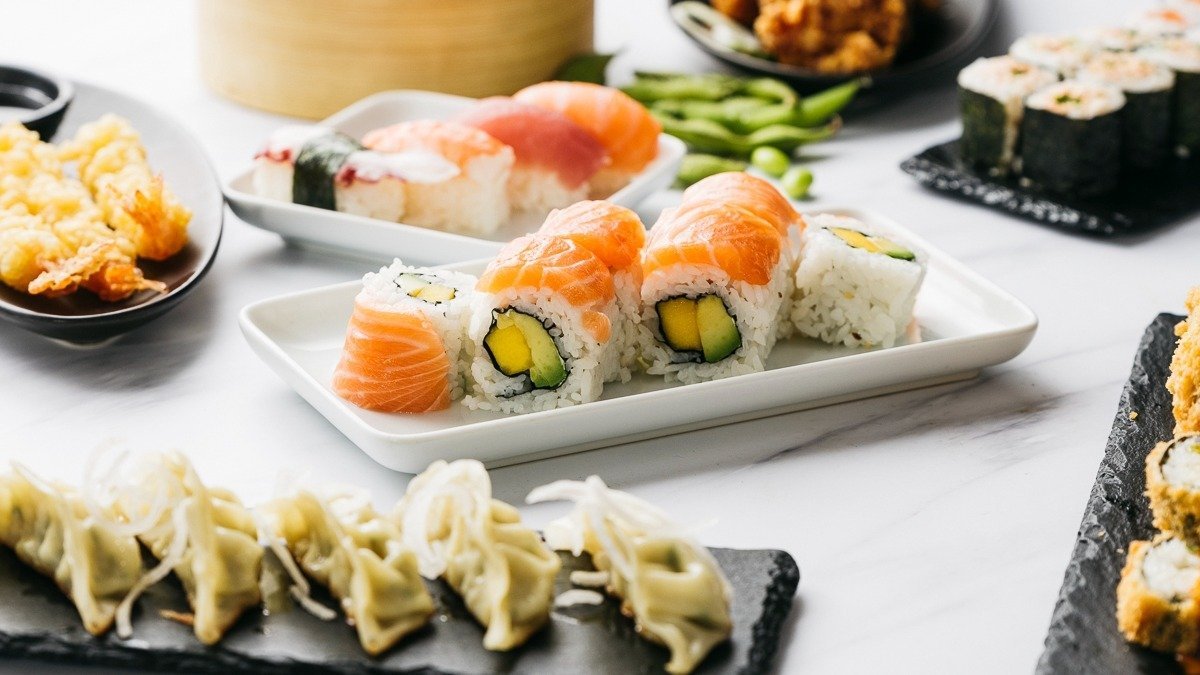 Mogge Sushi Östermalm | Wolt | Delivery | Stockholm