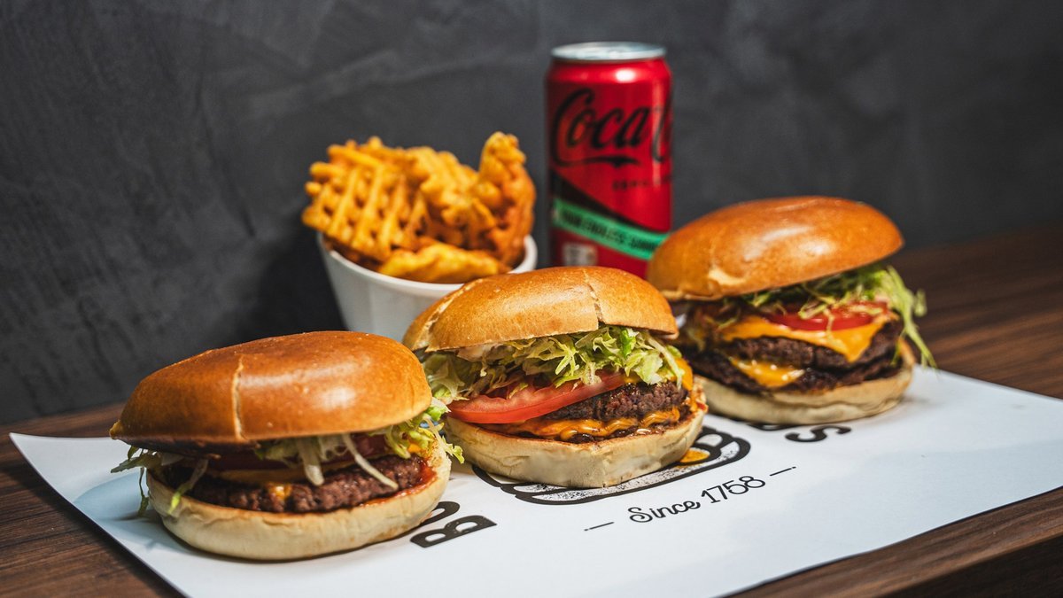Burgers & Friends | Wolt | Delivery | Luxembourg South