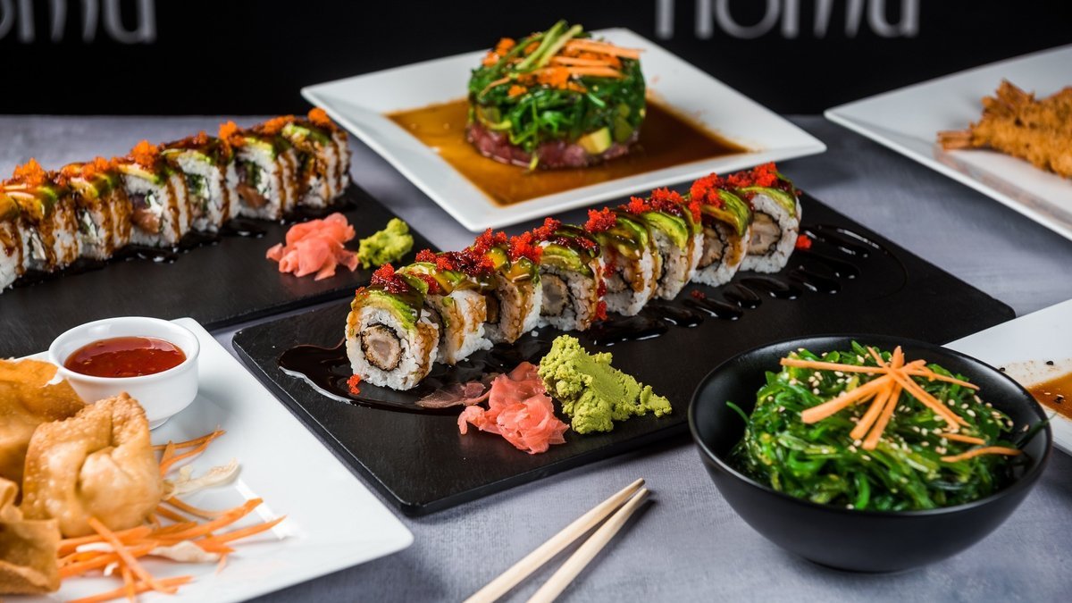Homu Sushi Bar Ηλιούπολη | Wolt | Διανομή | Αθήνα