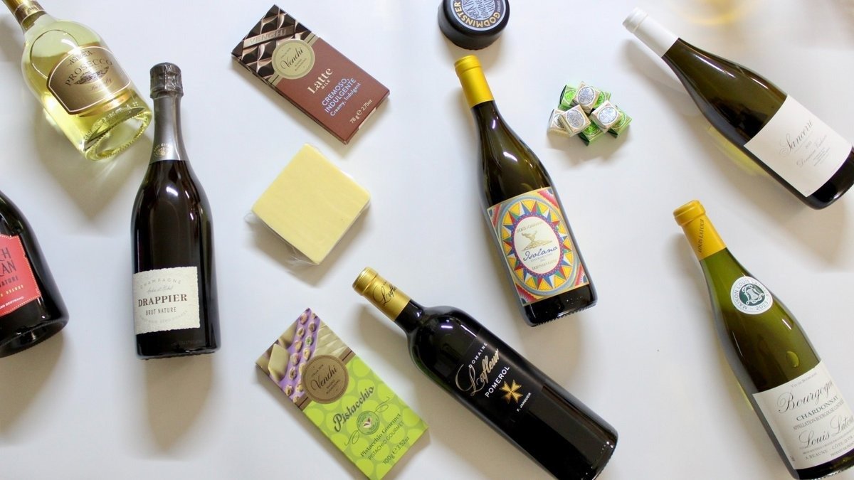 Pure Butter French Shortbreads by La Mere Poulard 300g (metal box) | Wine & More by French Depot ...