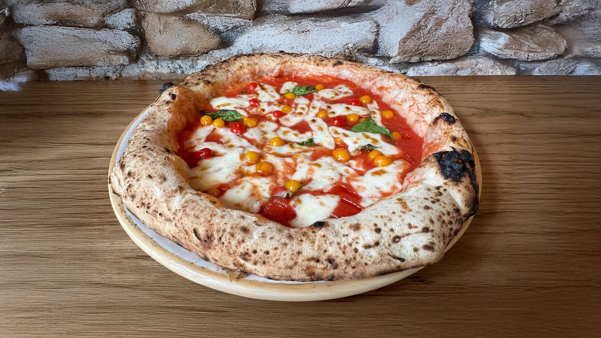 Flying Tomato Pizza | Wolt | Delivery | Vilnius