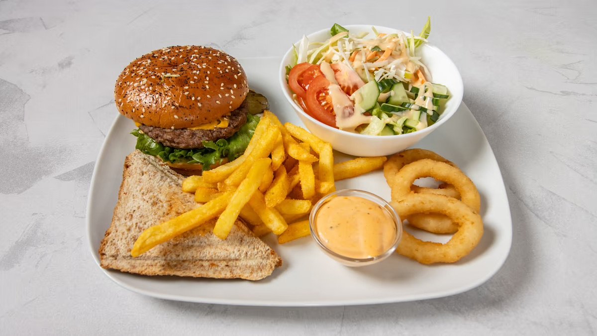 V.I.P BAR & RESTAURANT | Wolt | Hemkörning | Valkeakoski