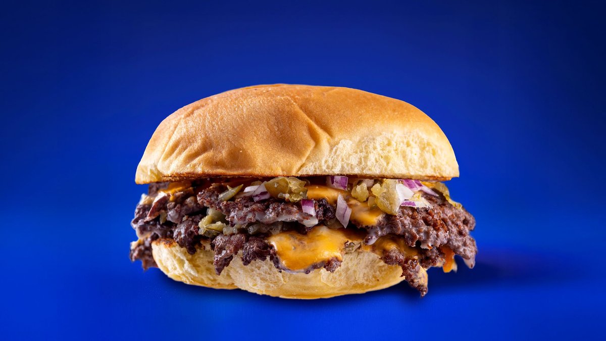 Famous Smash Burger Micro 21 | Wolt | Livrare | Galati