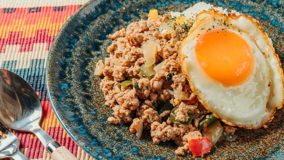 Original Gapao Rice Aroi Gapao Osaka | Wolt | Delivery | Osaka