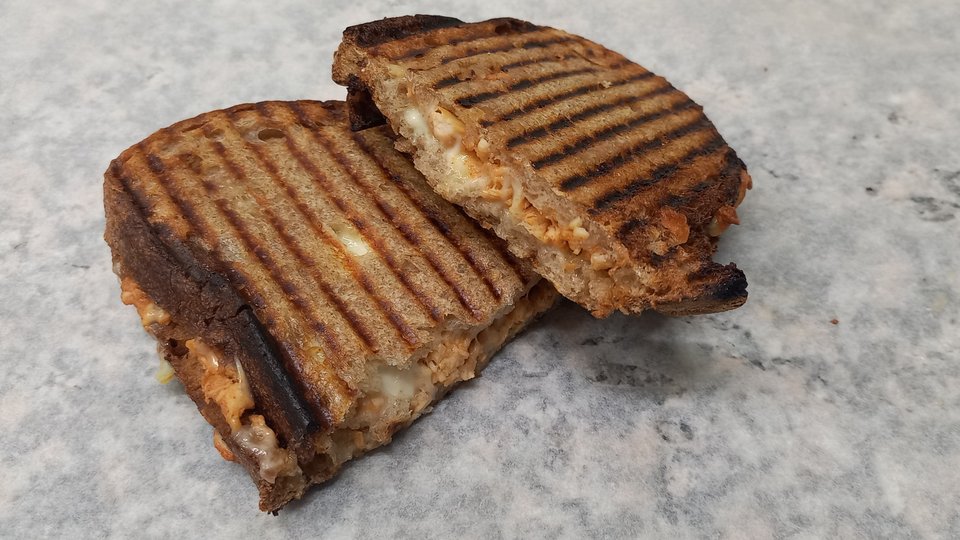 BBQ chicken | artic Bakehouse Újezd | Wolt