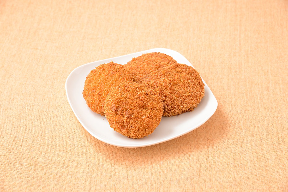 【ファストフーズ】きたあかり≪コロッケ≫2個×牛肉≪メンチ≫2個 ローソン 盛岡安倍館町 Wolt