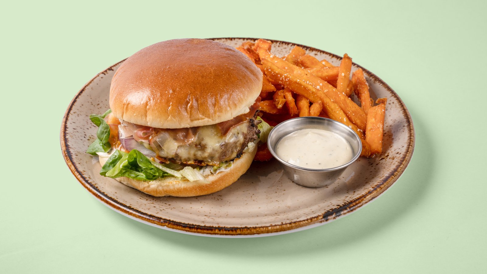 XO | Wolt | Delivery | Reykjavik