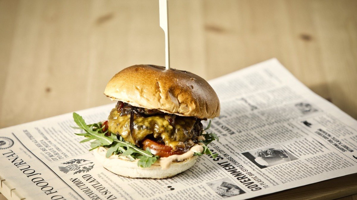 LOKI Burgers | Wolt | Delivery | Prague