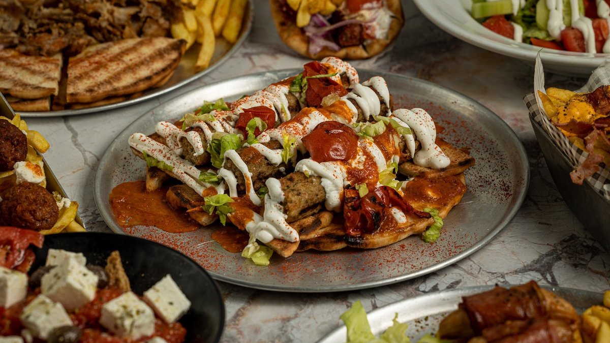 Guro Gurw Oloi Peiraias | Wolt | Delivery | Athens