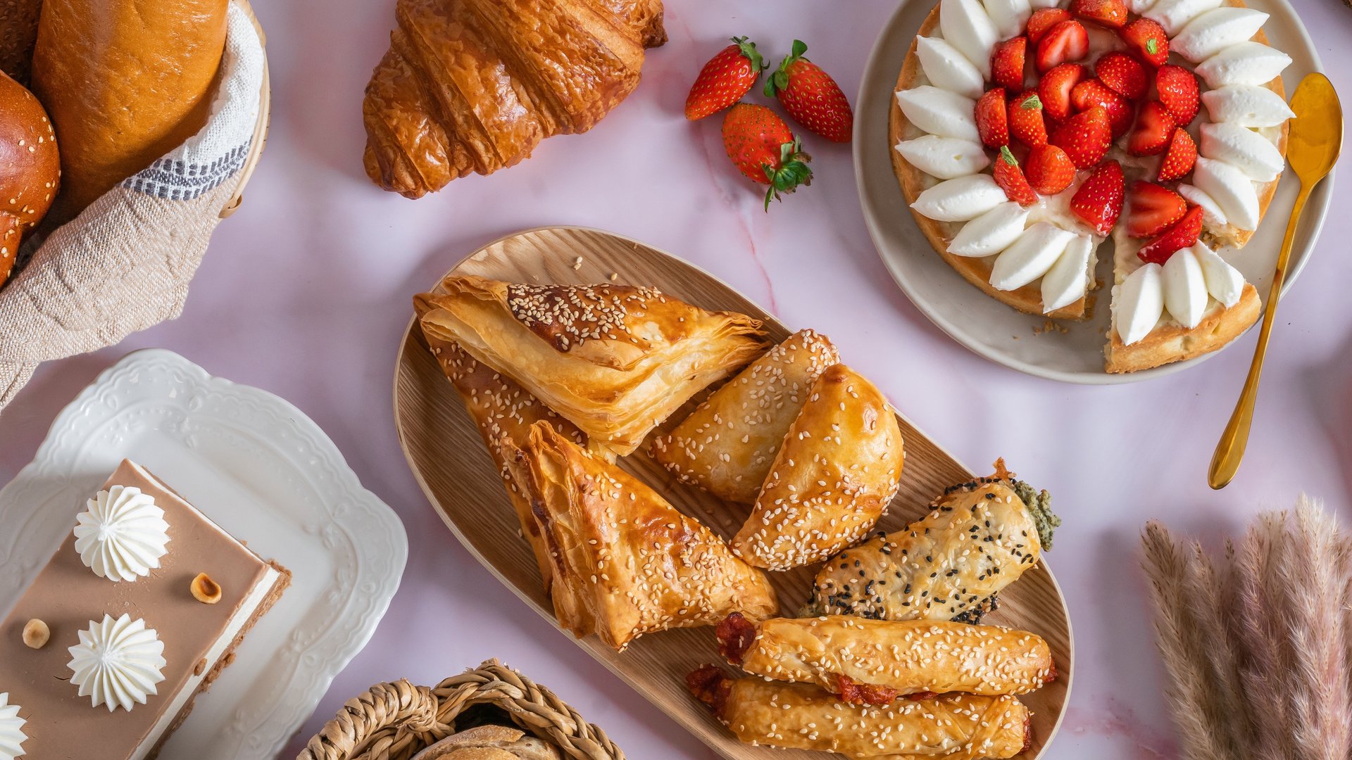 סלטים | אורן משי | מרינה | Wolt